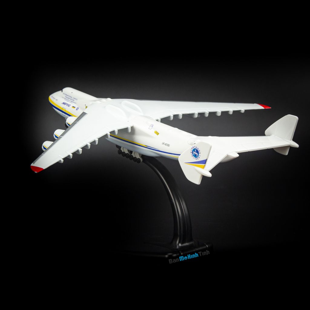 Mô hình máy bay vân tải Antonov An-225 20cm Everfly – banmohinhtinh.com