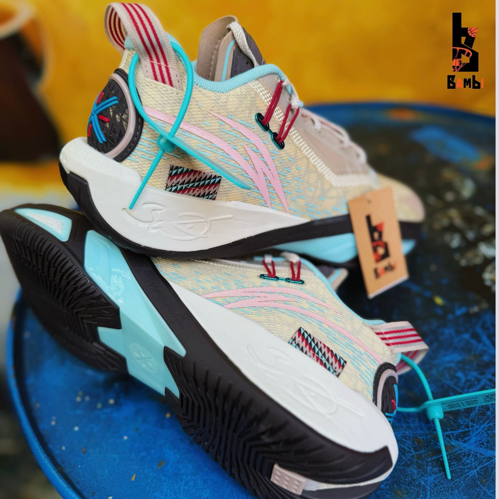 Li-Ning Wade Fission 9 '‘Origin" – BAMBISHOP