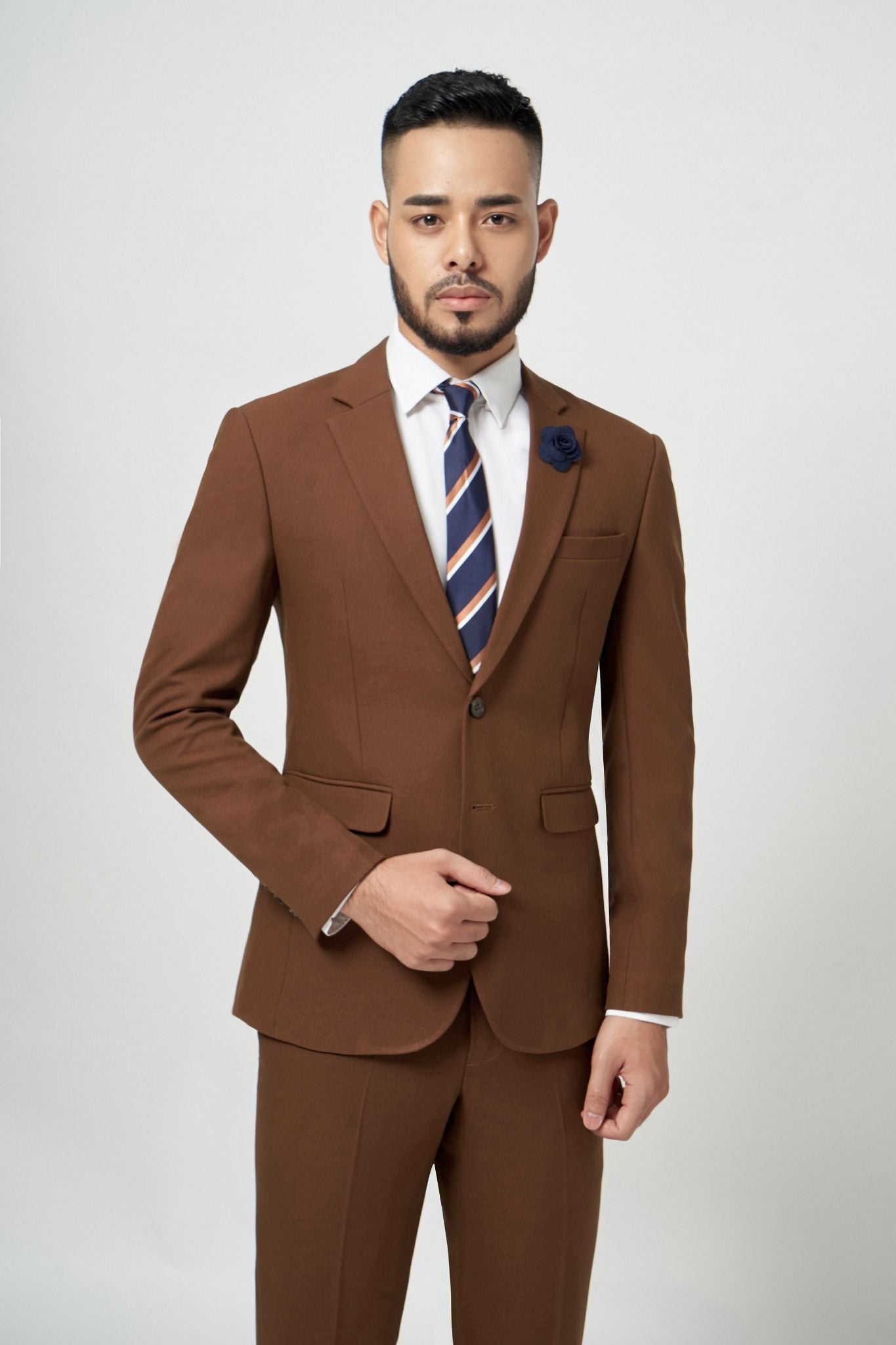 Áo vest nâu – ADAM STORE - Thương hiệu veston may sẵn hàng đầu Việt Nam