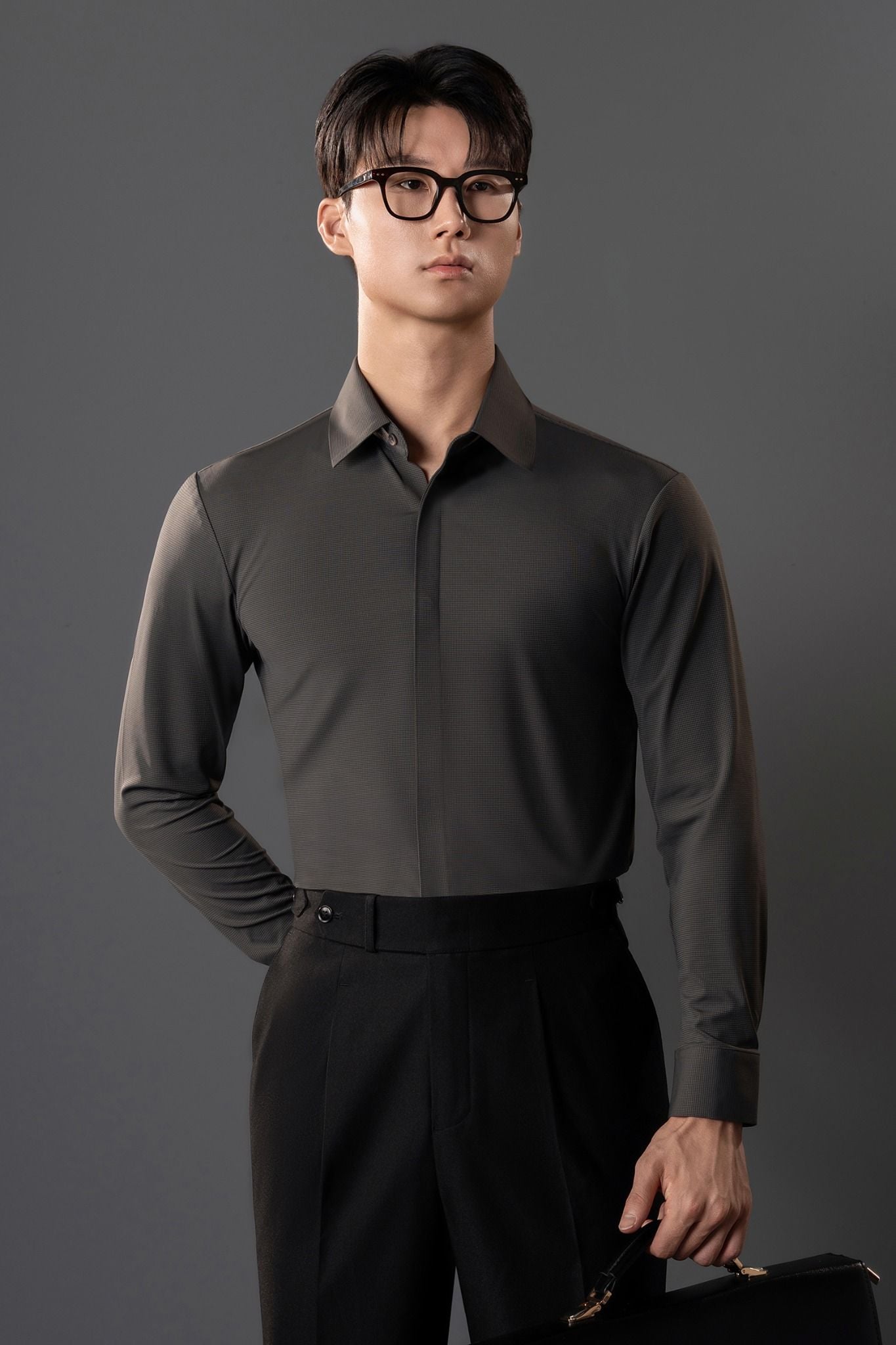 Sơ mi ghi rêu trơn vân vuông - SMC159GR – ADAM STORE - Thương hiệu ...