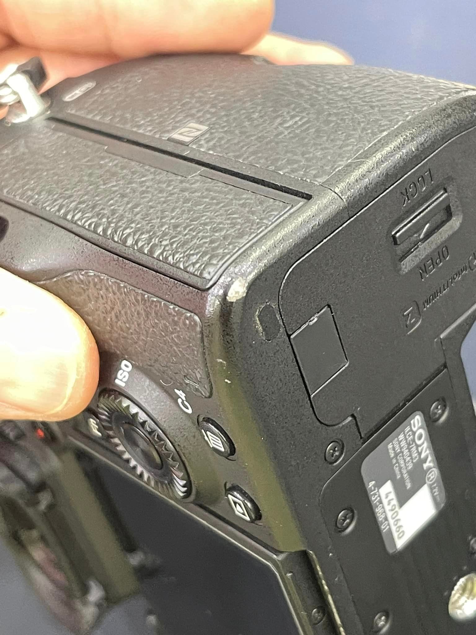 Sony A7R3 body cũ – Máy Ảnh - Máy Quay - FlyCam - Thiết bị Studio - Phụ Kiện