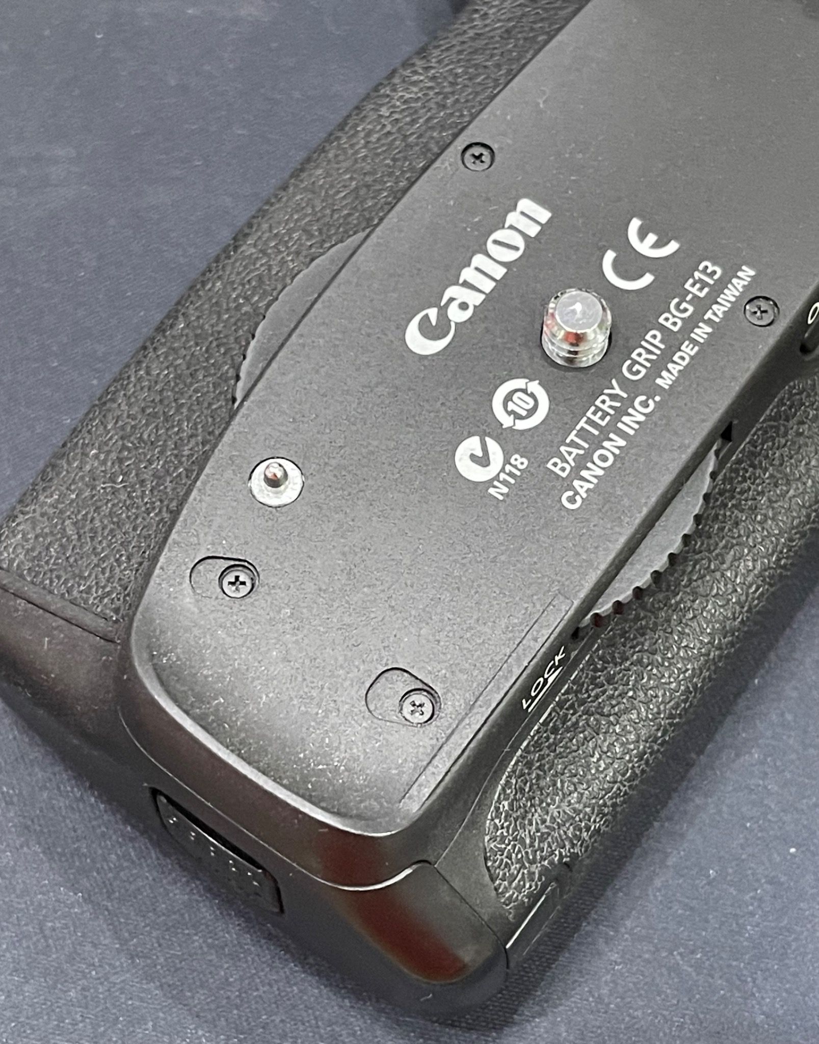 Đế pin Canon BG E13 cho Eos 6D cũ – Máy Ảnh - Máy Quay - FlyCam - Thiết bị Studio - Phụ Kiện