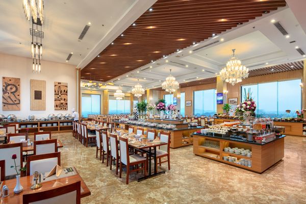SKY BUFFET PHOENIX – Phoenix Resort Bắc Ninh