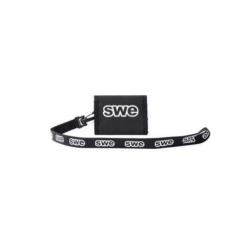 ACCESSORIES – SWE (STREETWEAREAZY)