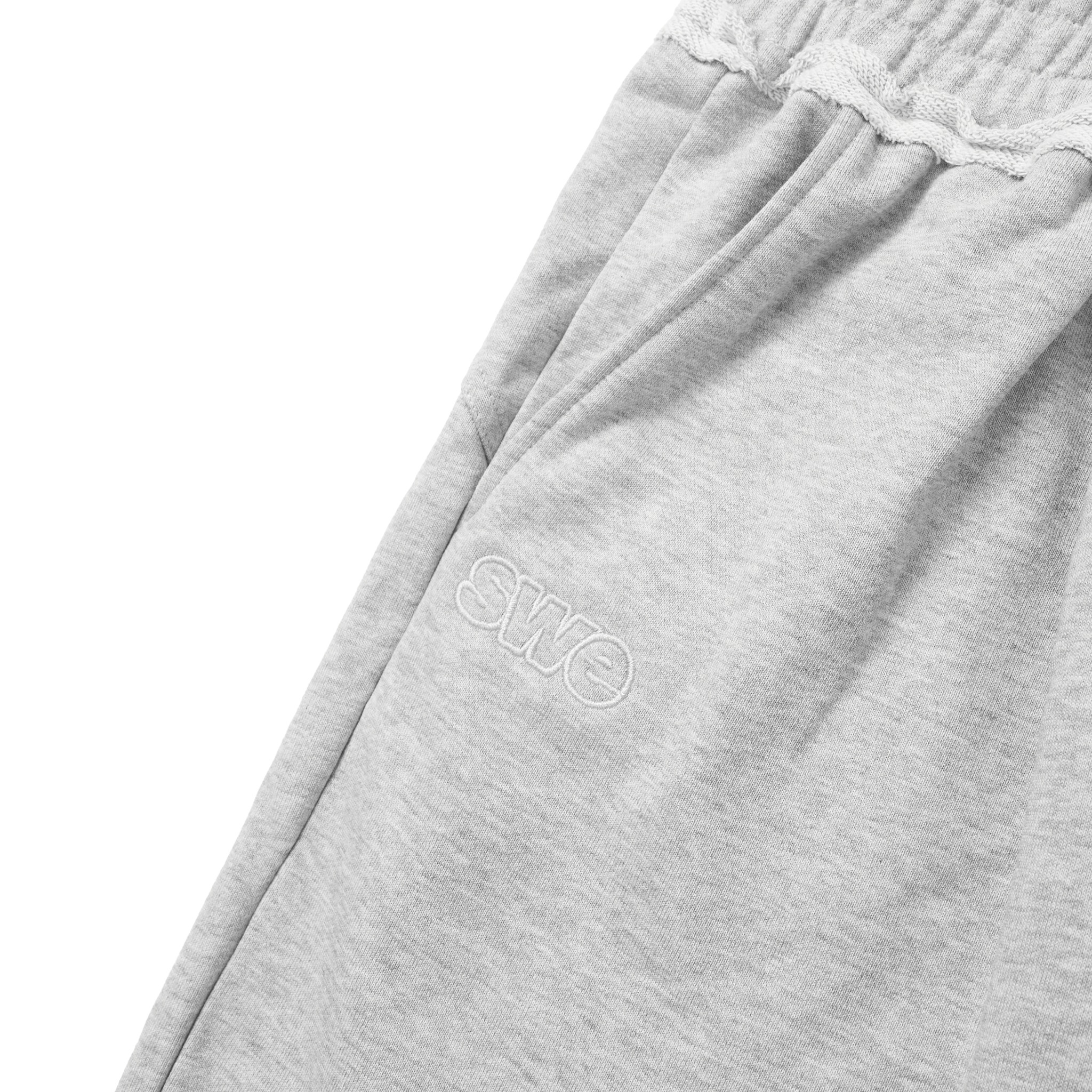 NEW ARRIVALS – SWE (STREETWEAREAZY)