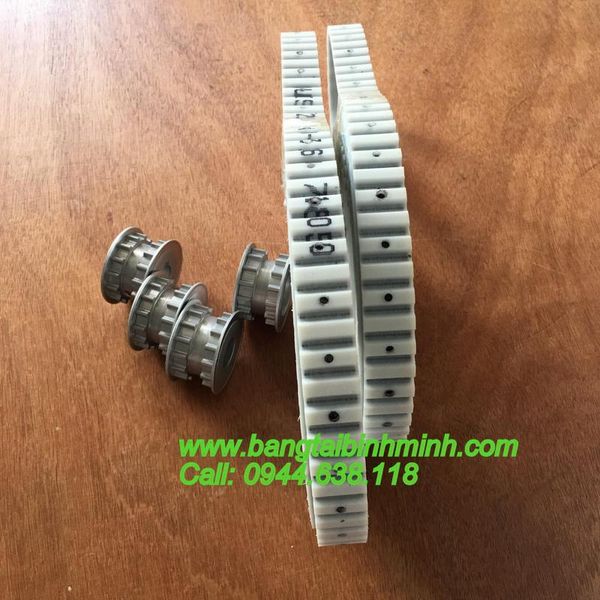 Dây đai PU lõi thép AT10 với màu xanh và gai – BĂNG TẢI BÌNH MINH