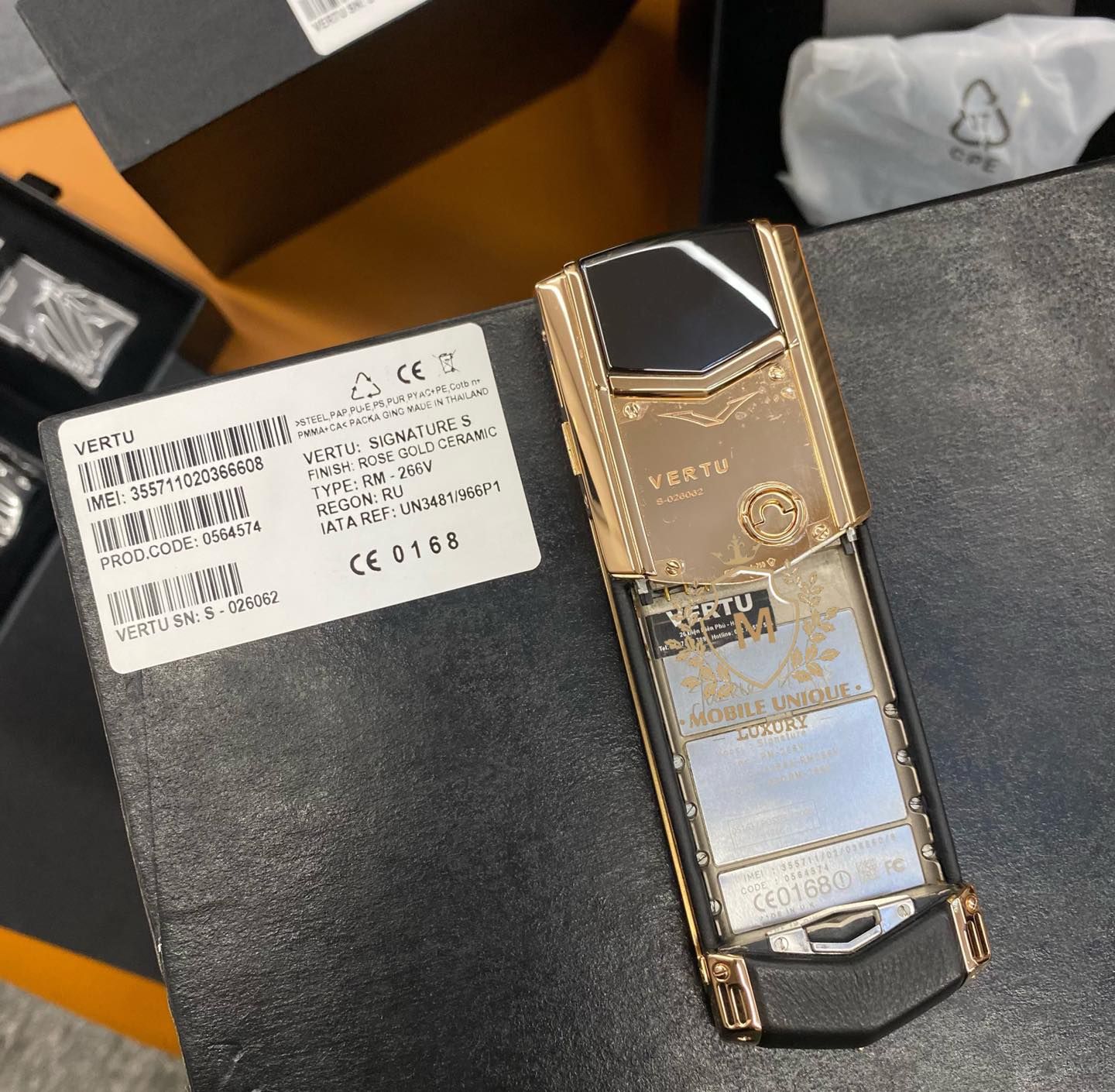 Vertu Signature S Rose Gold Ceramic Original – Luxury Phone & Accessories