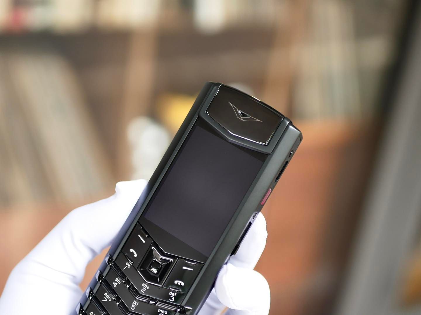 Vertu Signature V Pure Black 2021 – Luxury Phone & Accessories