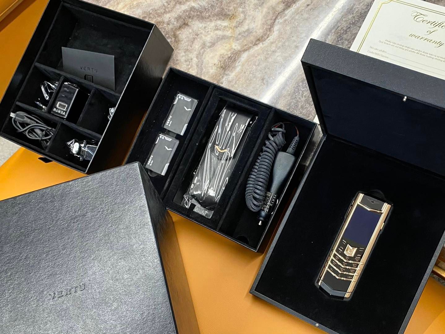 Vertu Signature S Rose Gold Ceramic Original – Luxury Phone & Accessories