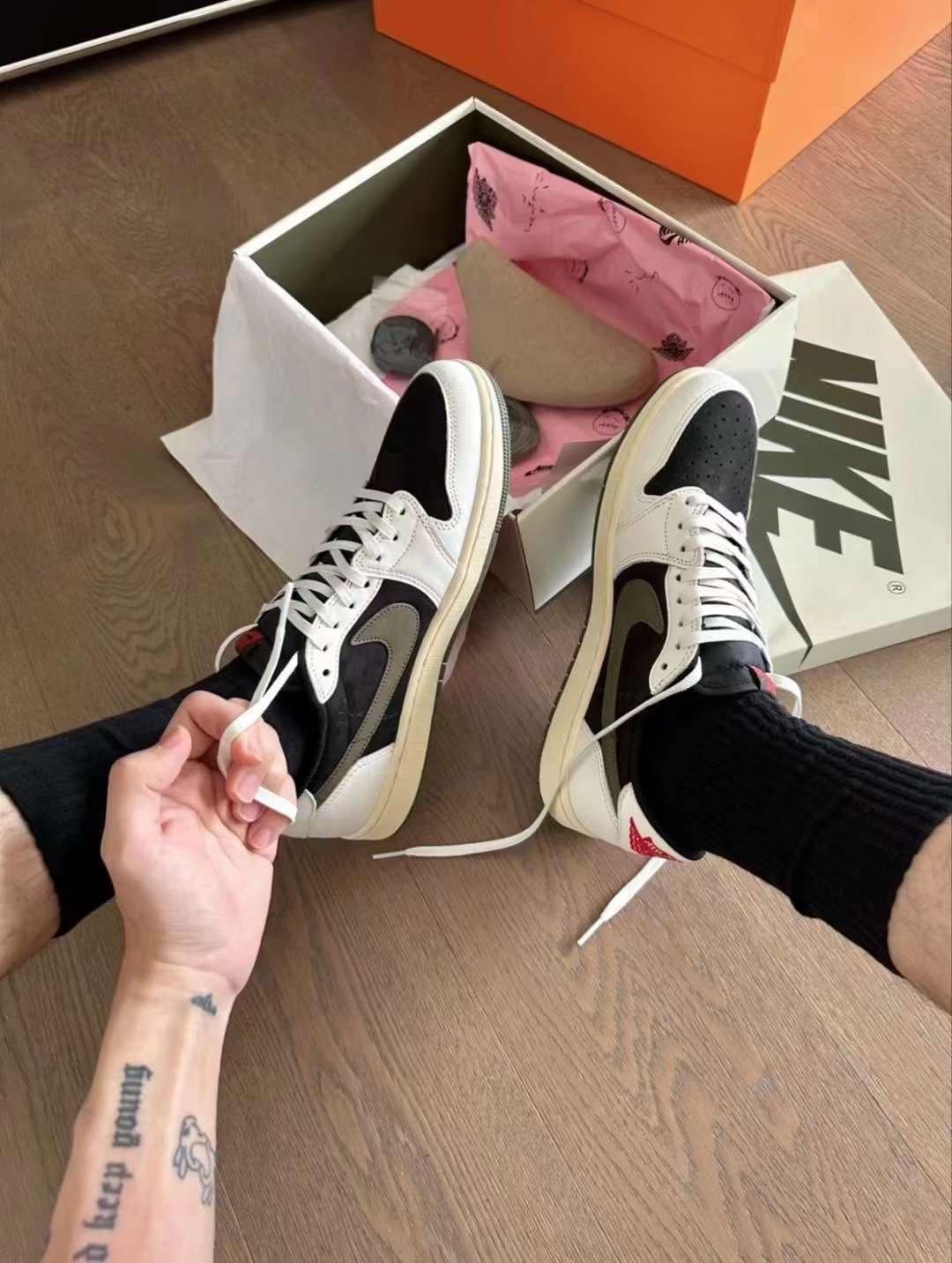 Nike x Travis Scott - Medium Olive – EDDY