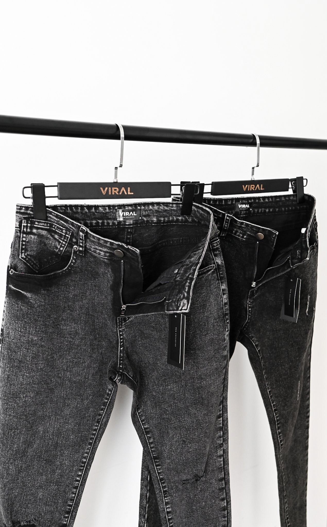 Stained Distressed Skinny Jeans – VIRALCLOTHING