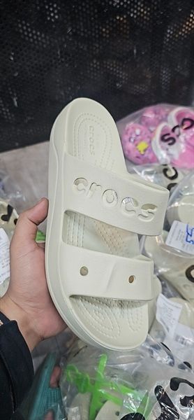 Dép Crocs 2 quai ngang - Nâu nhạt – Lạ Sneakers