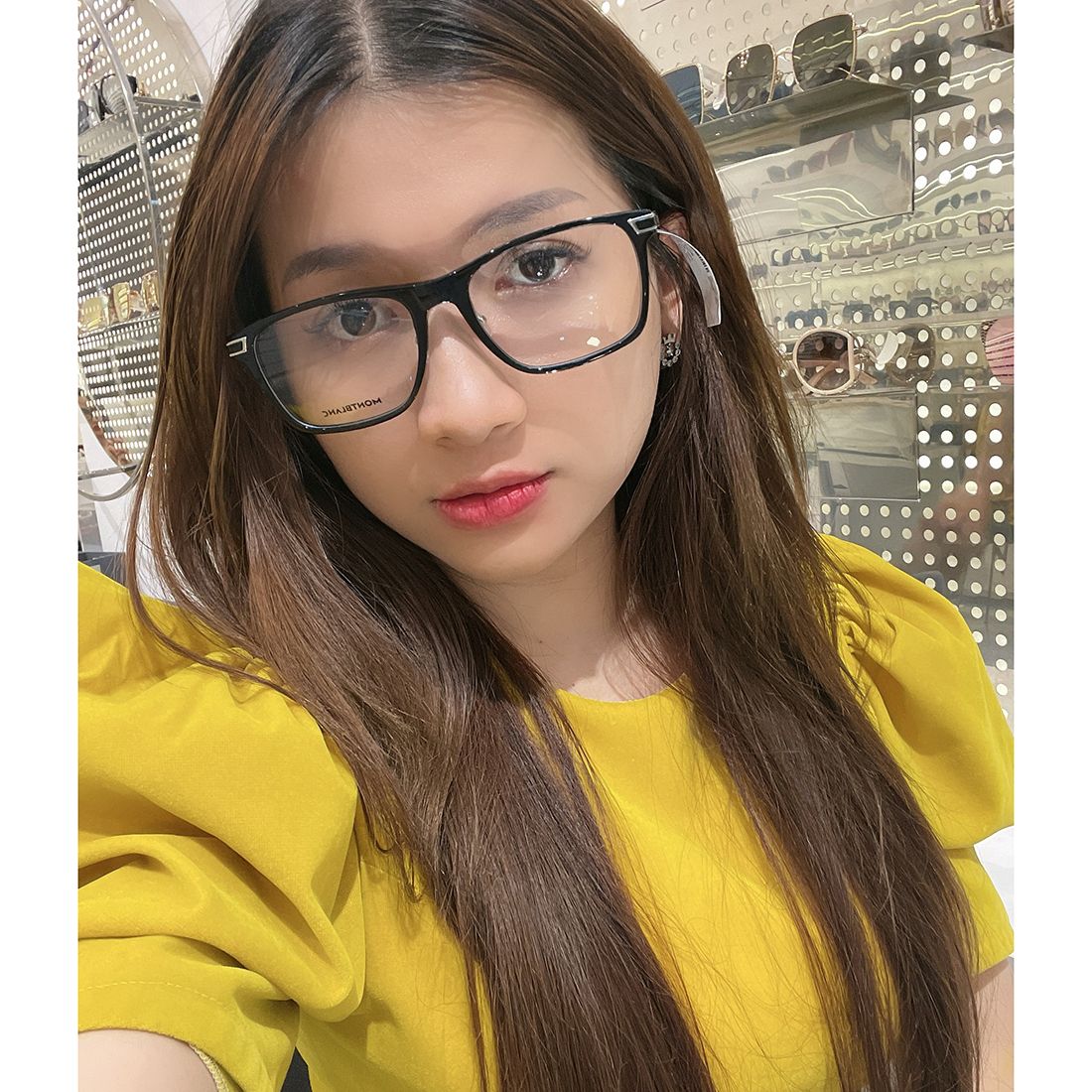 MB0042O 001 - Tinh Hoa Của Nghệ Thuật Thiết Kế Và Đẳng Cấp Thượng Lưu ...