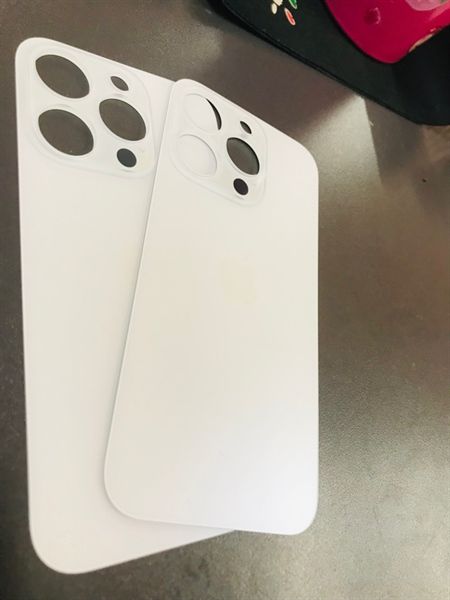 Lưng Iphone 15 Pro Zin - Trắng Titan – Phước Lộc Mobile - Mua Bán - Sữa ...