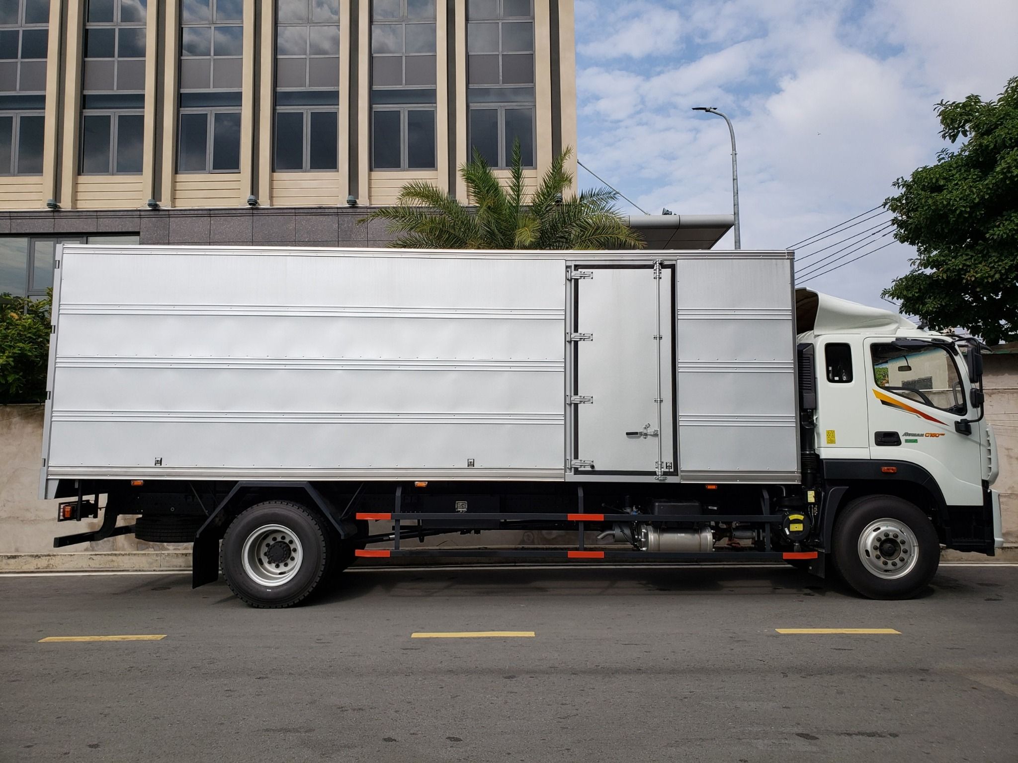 Xe tải 9 tấn | Thaco Foton Auman C160 | Thùng kín – THACO Bình Triệu
