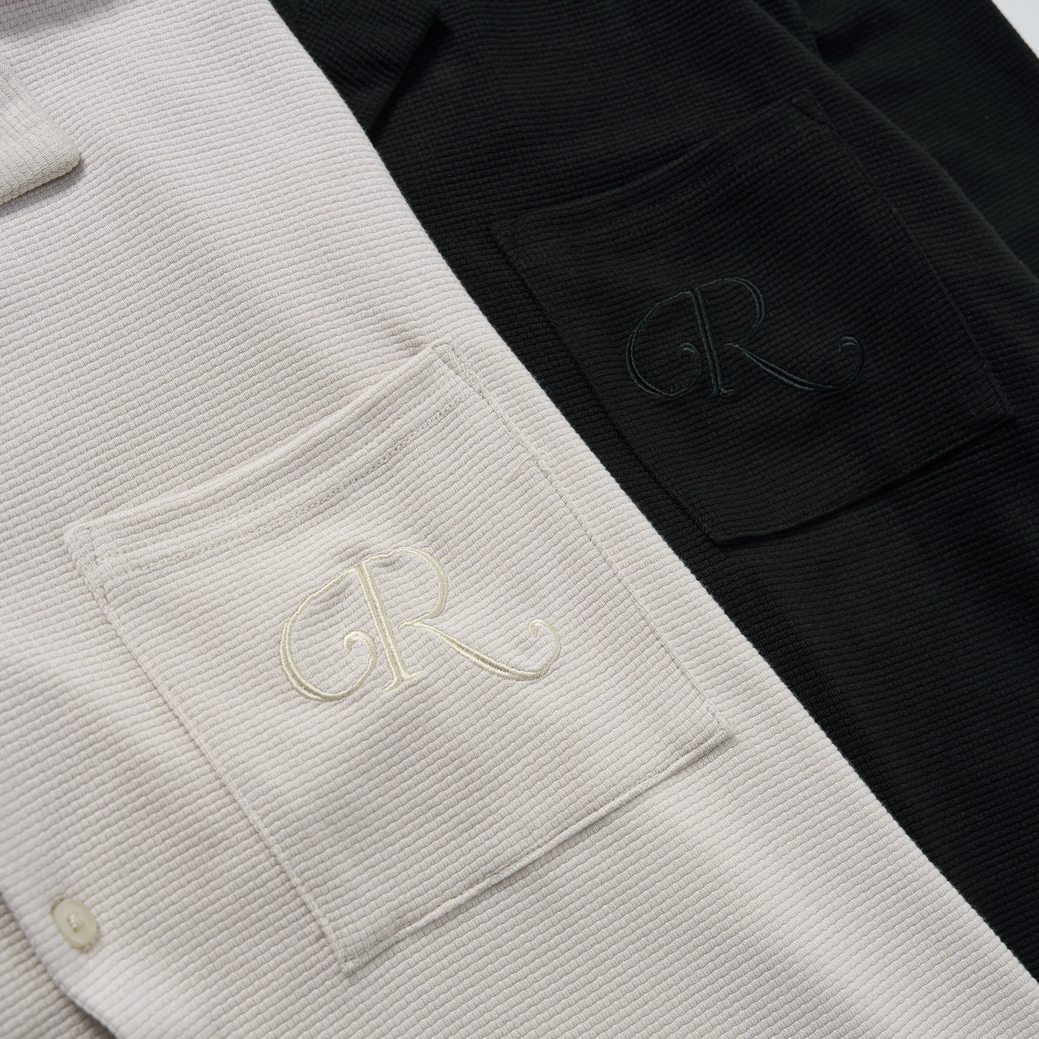 Set Đồ Thun Cotton Jersey Nam Embroidered Essence Form Regular