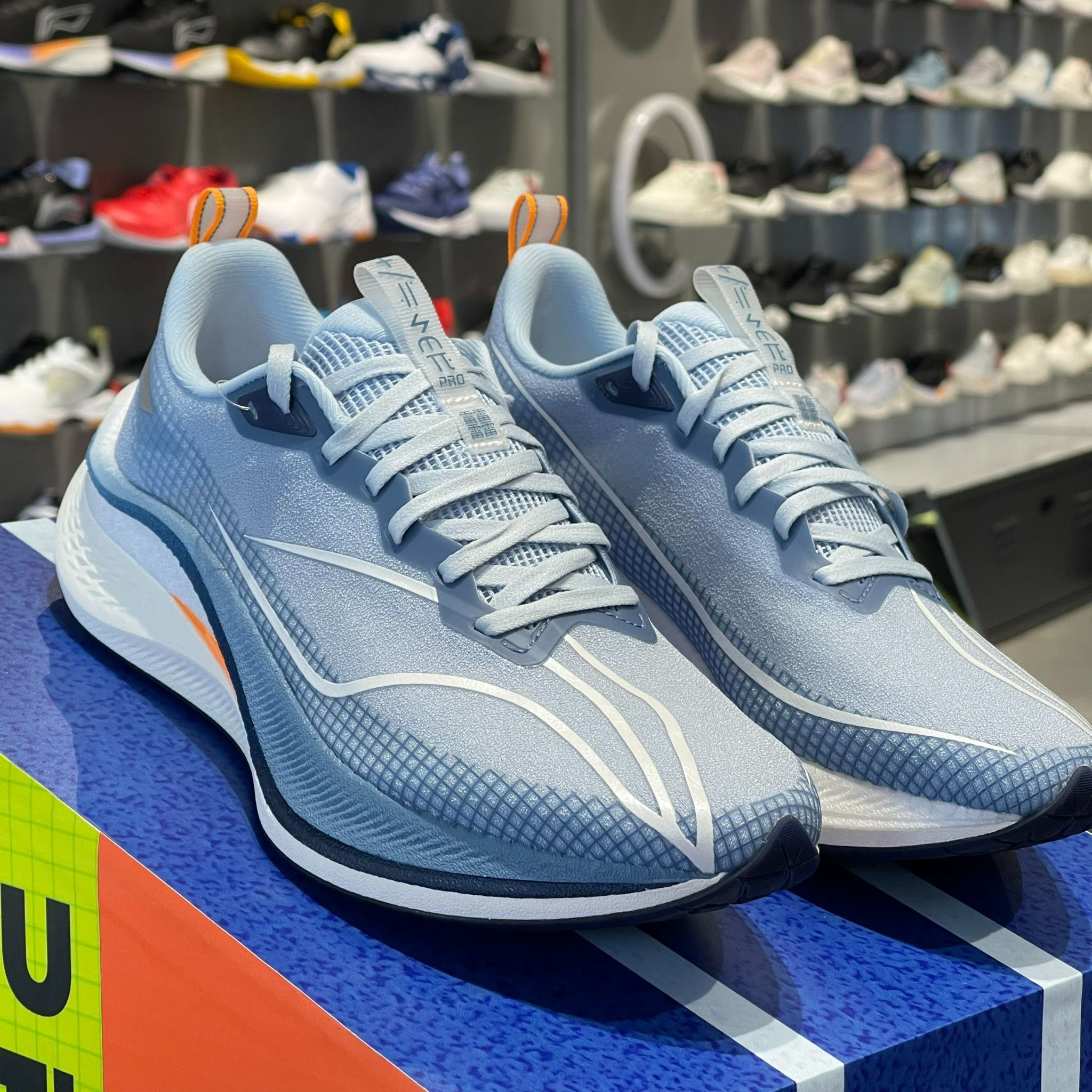 Giày chạy Chitu 7 Pro Nam ARPU001-11V – Li-Ning Việt Nam