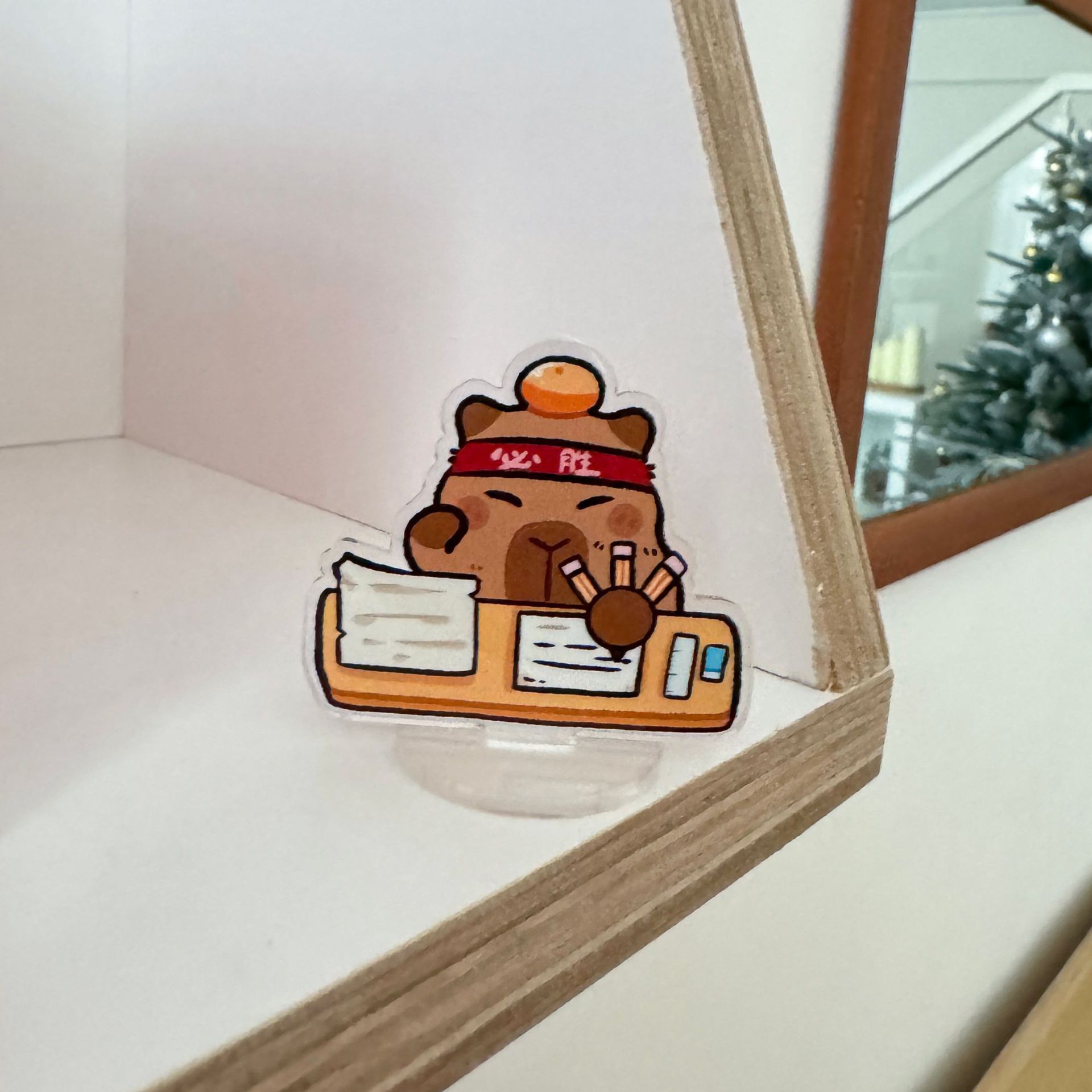 Mini standee trang trí bàn học, bàn làm việc - Capybara – Cá Chép Bookstore