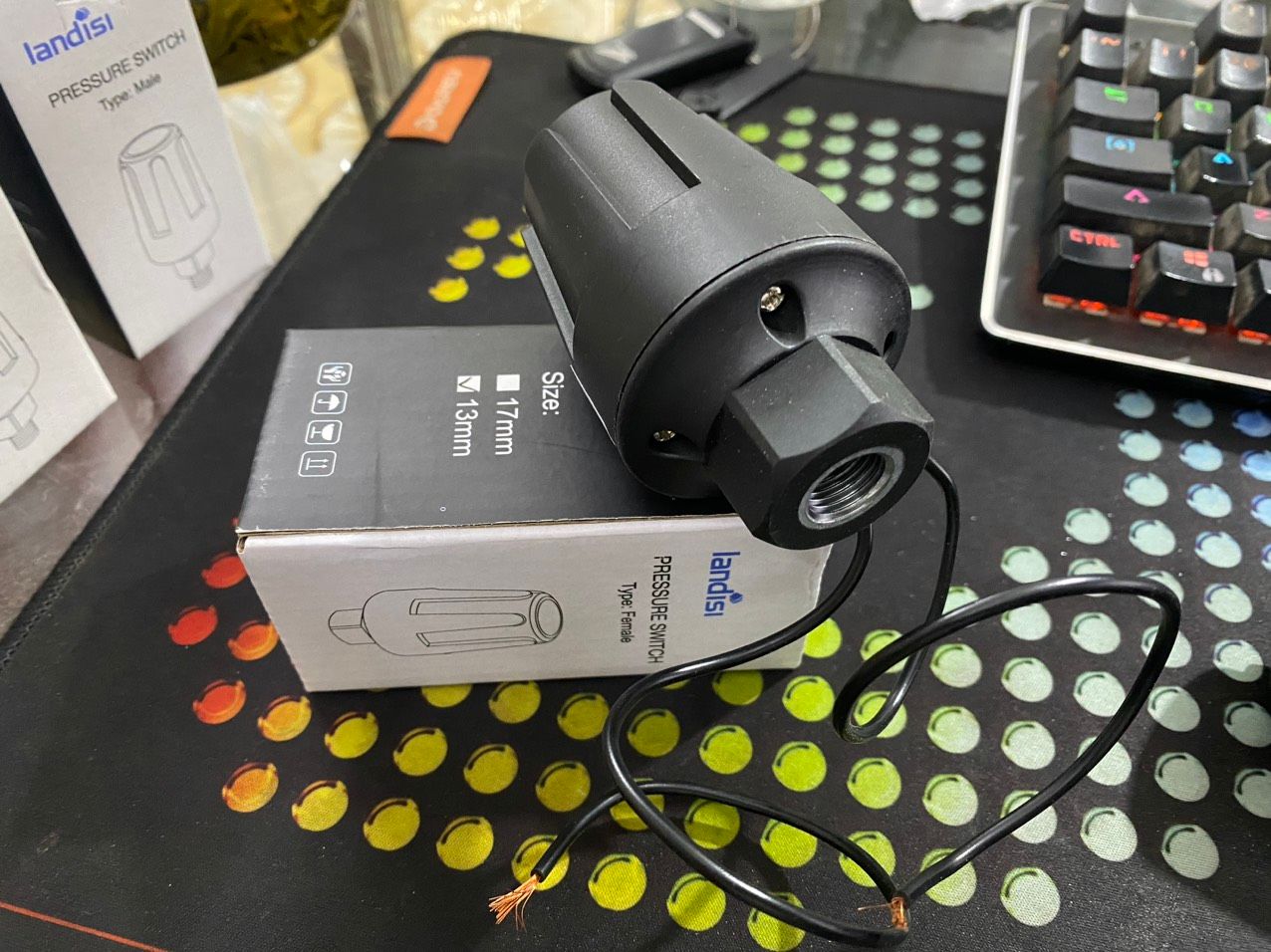 Rơ le máy bơm tăng áp chính hãng Landisi (dùng cho mọi dòng bơm) ren t ...