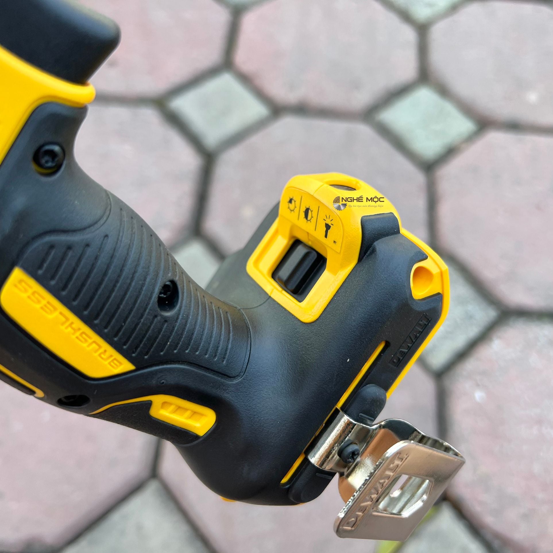 Body Dewalt DCD796N 18V – mochaiphat