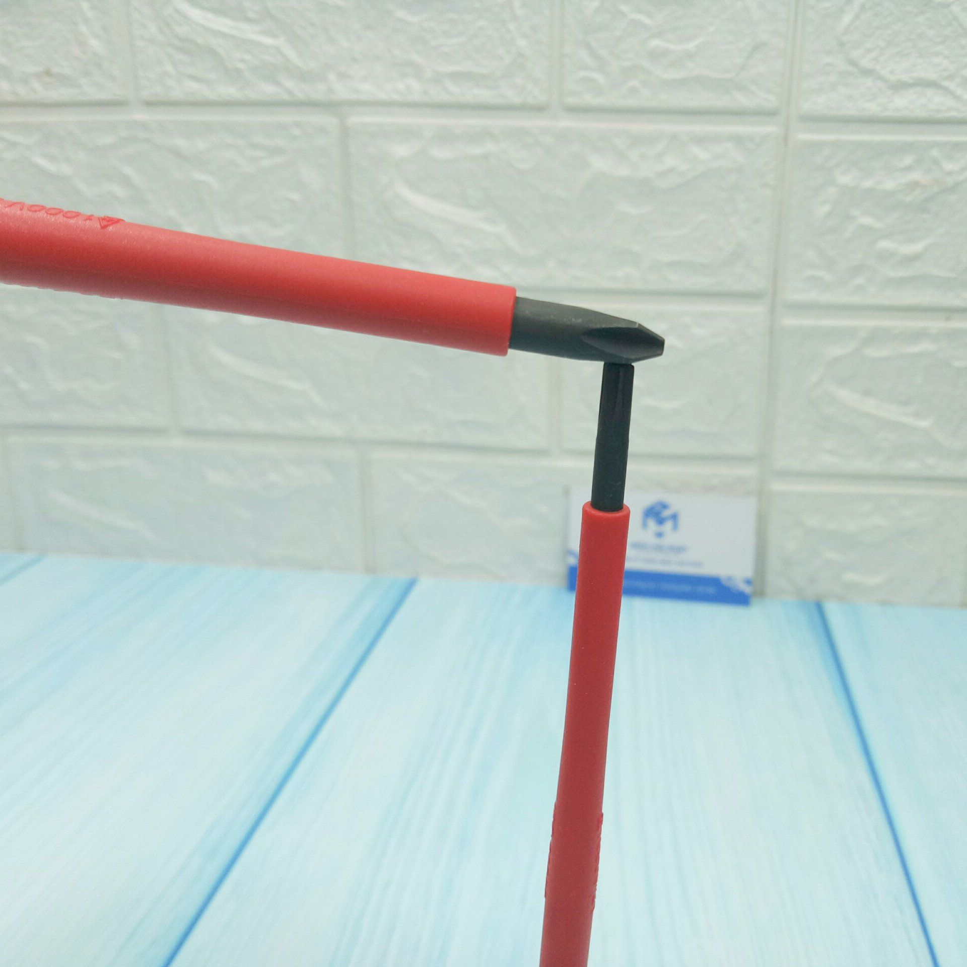 BỘ VÍT CÁCH ĐIỆN 13 CÂY TOLSEN 38016 – mochaiphat