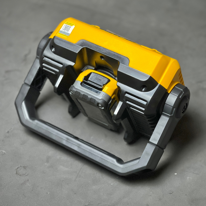 Đèn Dewalt DCL077-XJ – mochaiphat