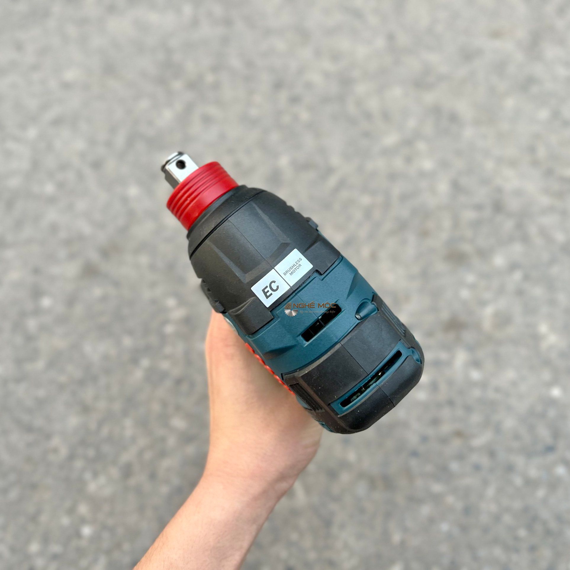Máy bắt ốc vít dùng pin Bosch GDX 18V-200C 18V – mochaiphat
