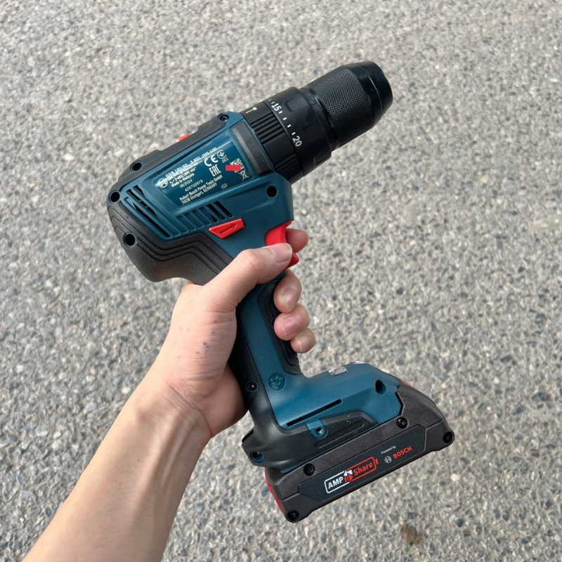 Máy khoan pin Bosch GSB 18V-50 – mochaiphat