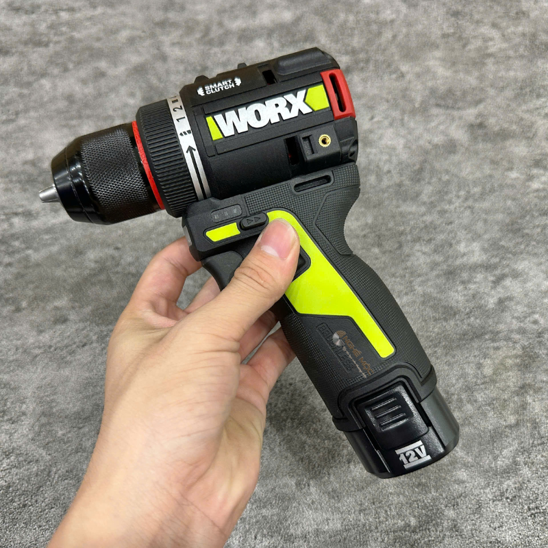 Máy khoan pin Worx WU135 – mochaiphat