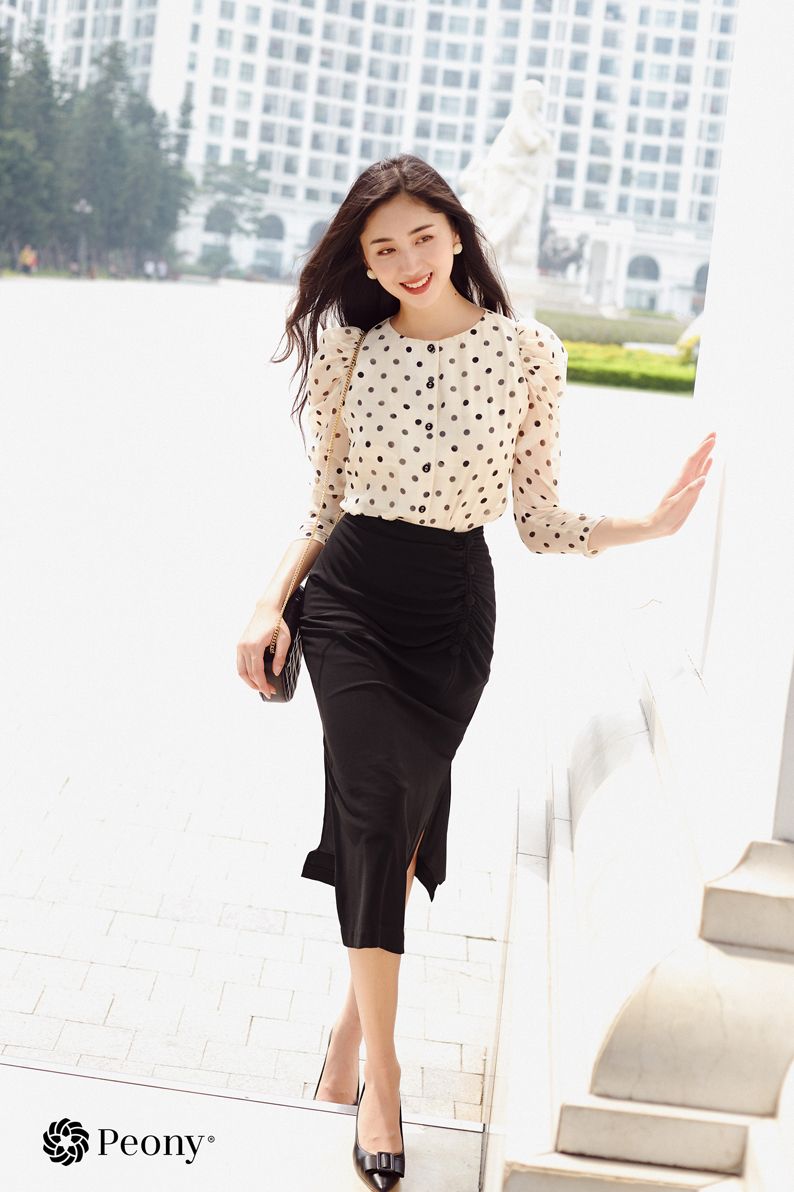 Swan Top – Peony Design