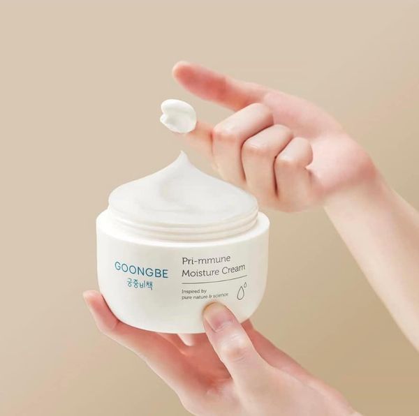 Trang chủ / Kem dưỡng da GOONGBE Pri-mmune Moisture Cream 180ml