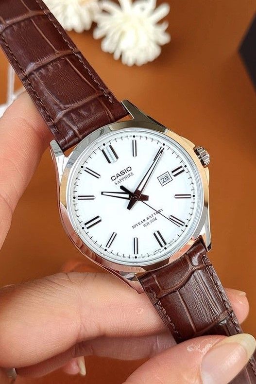 Đồng hồ Casio Standard MTS-100L-7AVDF Máy pin - Dây kim loại - Size41