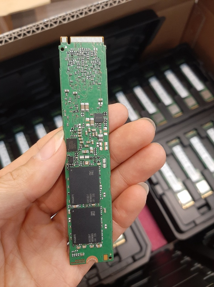 Ổ Cứng SSD 900GB 1.92TB Samsung PM983a Enterprise NVMe M2 PCIe Gen 3 x