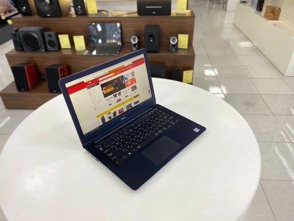 Laptop Dell Vostro 5370 (i5-8250U/ Ram 8GB/ SSD 256GB/ 13.3"FHD /Slive