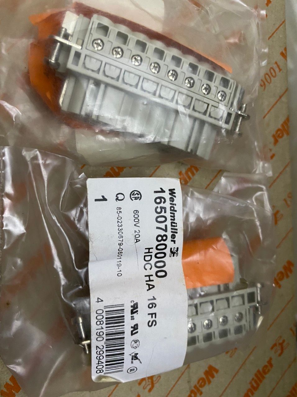 Giắc cắm – Công Ty TNHH Kỹ Thuật Minh Hoàng nhà phân phối thiết bị điện công nghiệp chính hãng ...