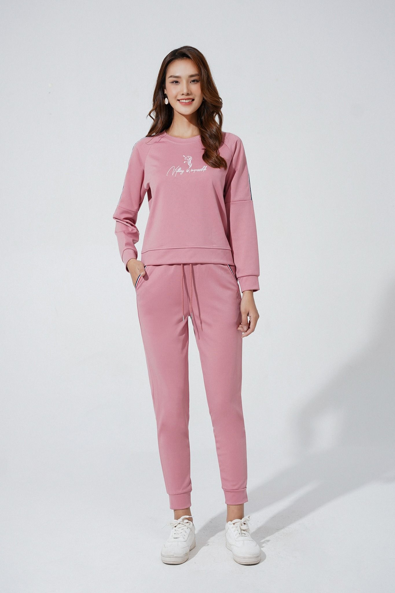 Bộ umi nữ cổ tròn thêu chữ Tezo - B22ANOT005 – TEZO Thời trang thương hiệu Việt.