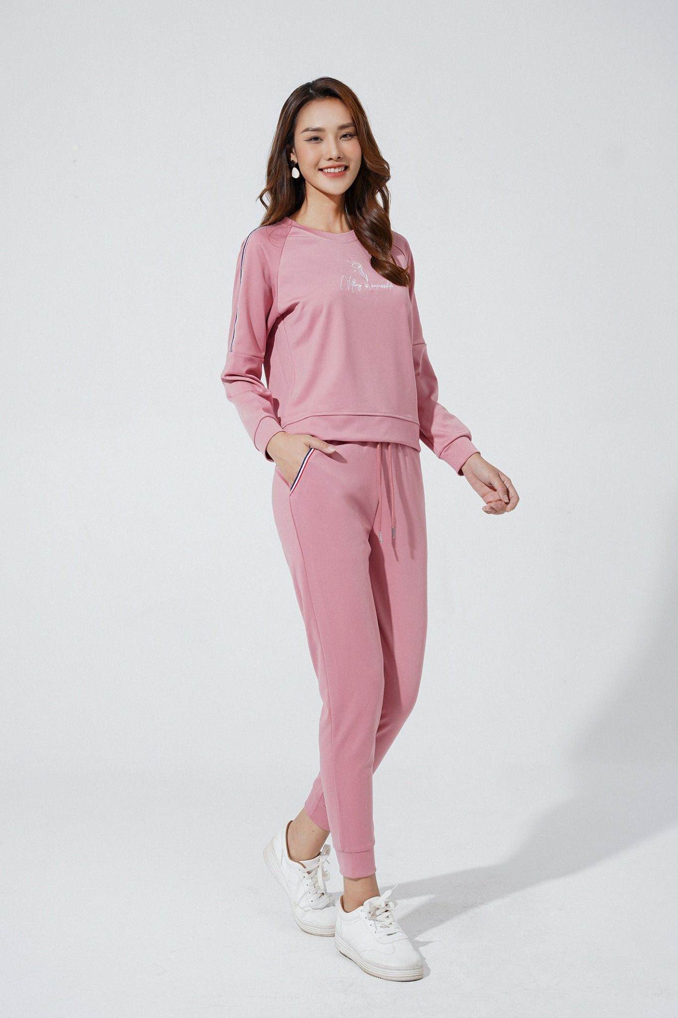 Bộ umi nữ cổ tròn thêu chữ Tezo - B22ANOT005 – TEZO Thời trang thương hiệu Việt.