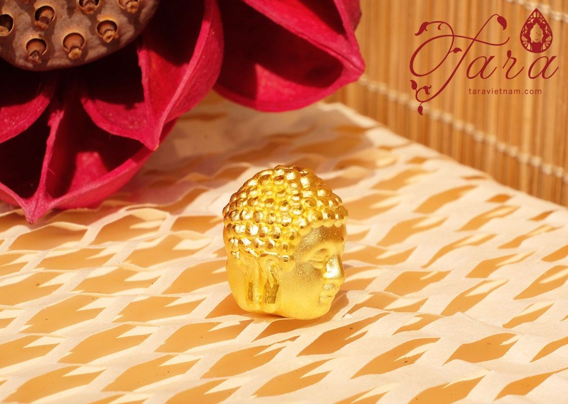 Charm Đầu Phật vàng – TARA GEMS