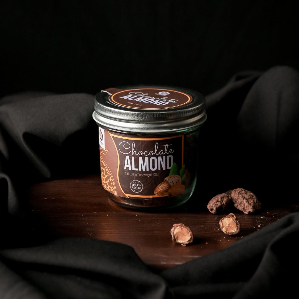 Almond Chocolate – The Choco