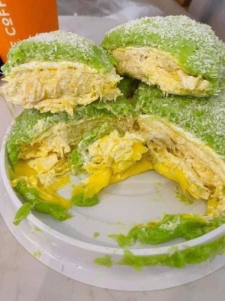 Bánh crepes ngàn lớp sầu riêng Phú Sỹ lá dứa – Ăn vặt Zupy