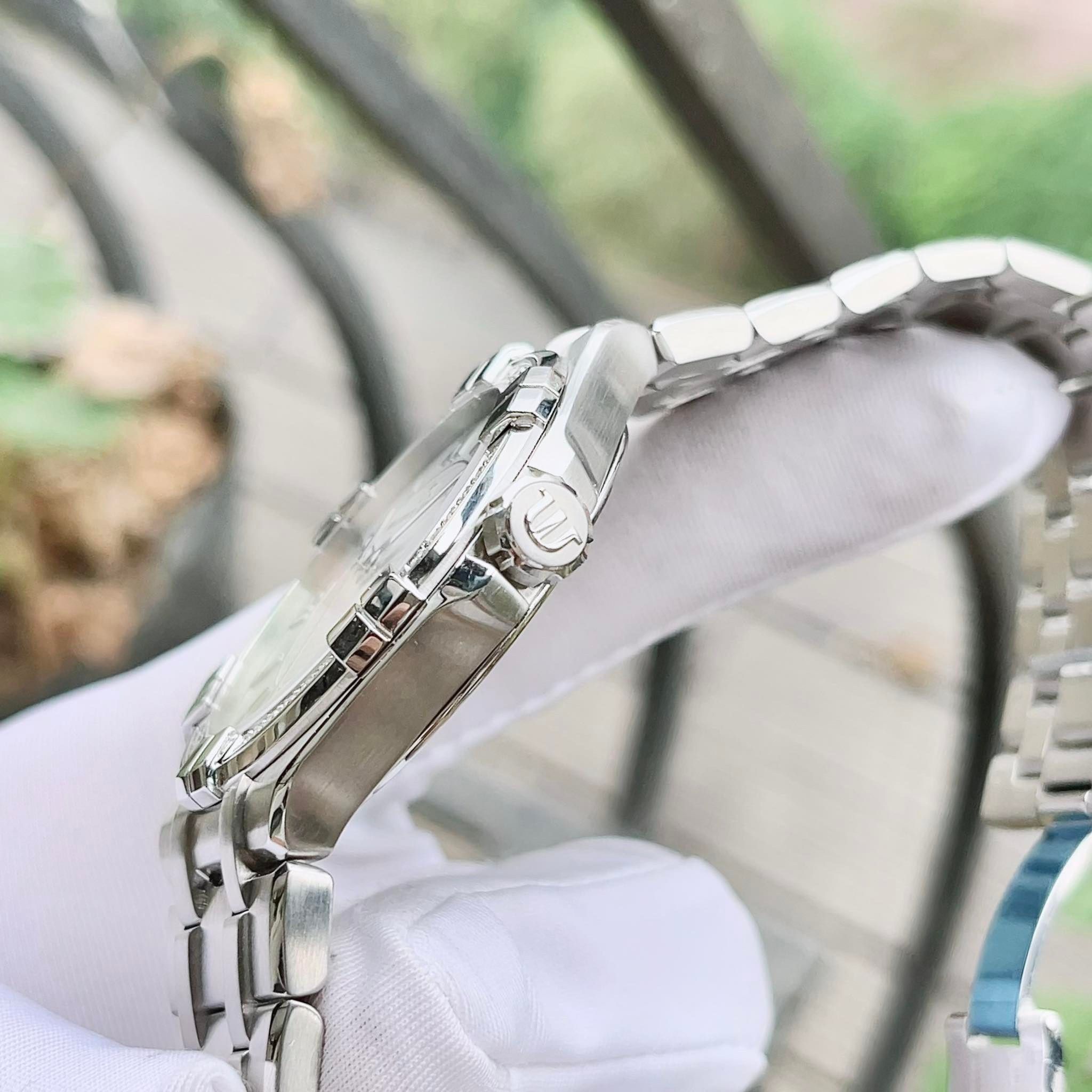 Maurice Lacroix AI1008-SD502-130-1 – ACAuthentic