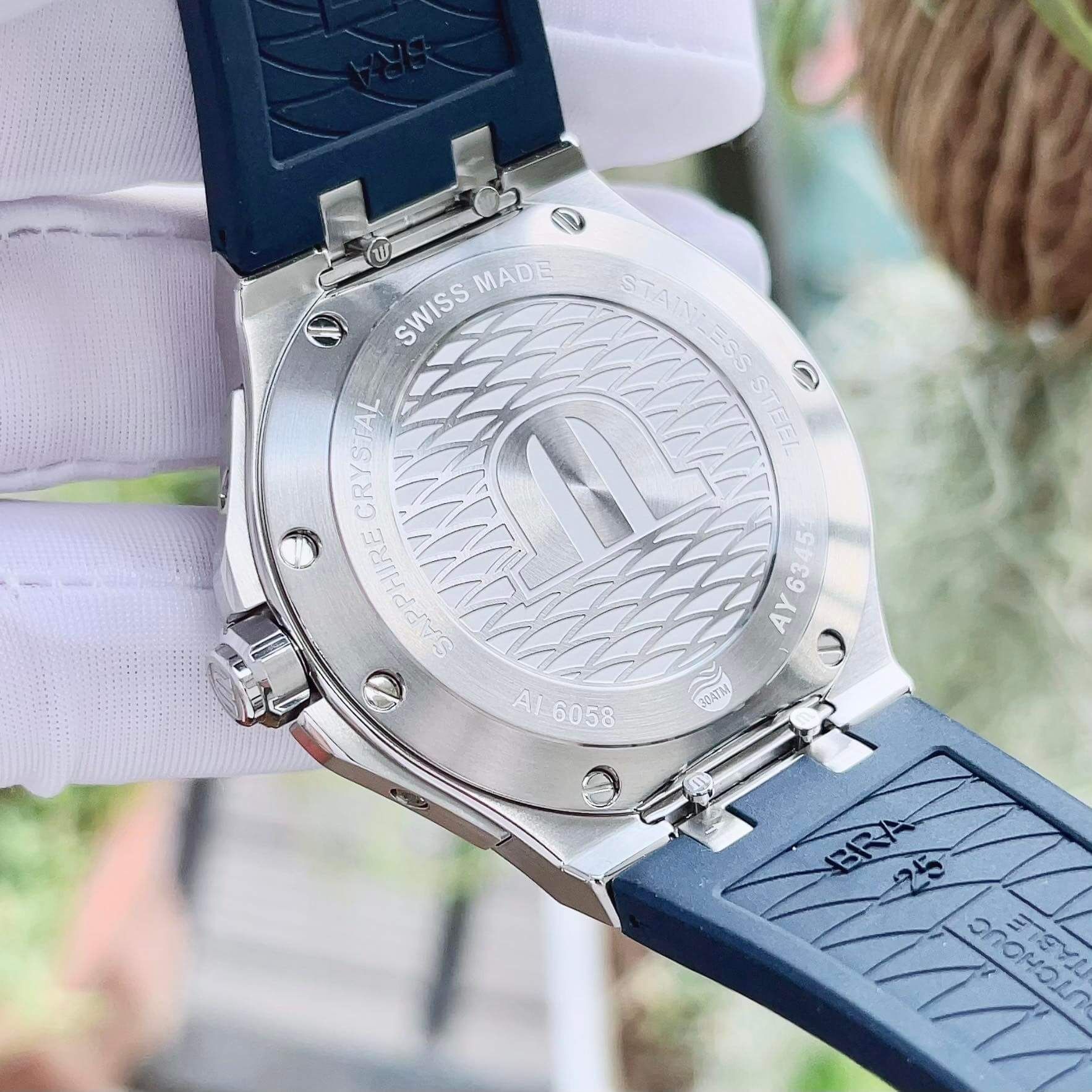 Maurice Lacroix AI6058-SS001-430-1 – ACAuthentic