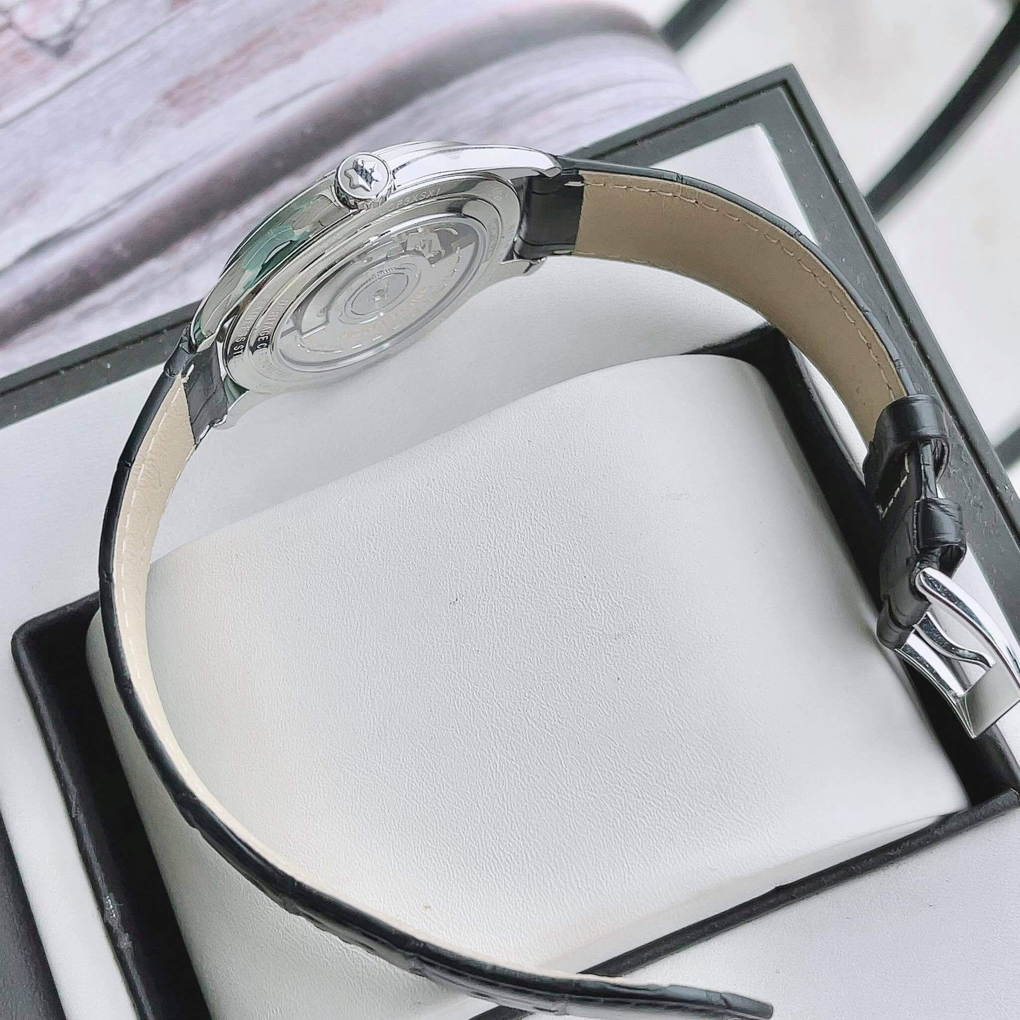 Đồng hồ Montblanc 112520 – ACAuthentic