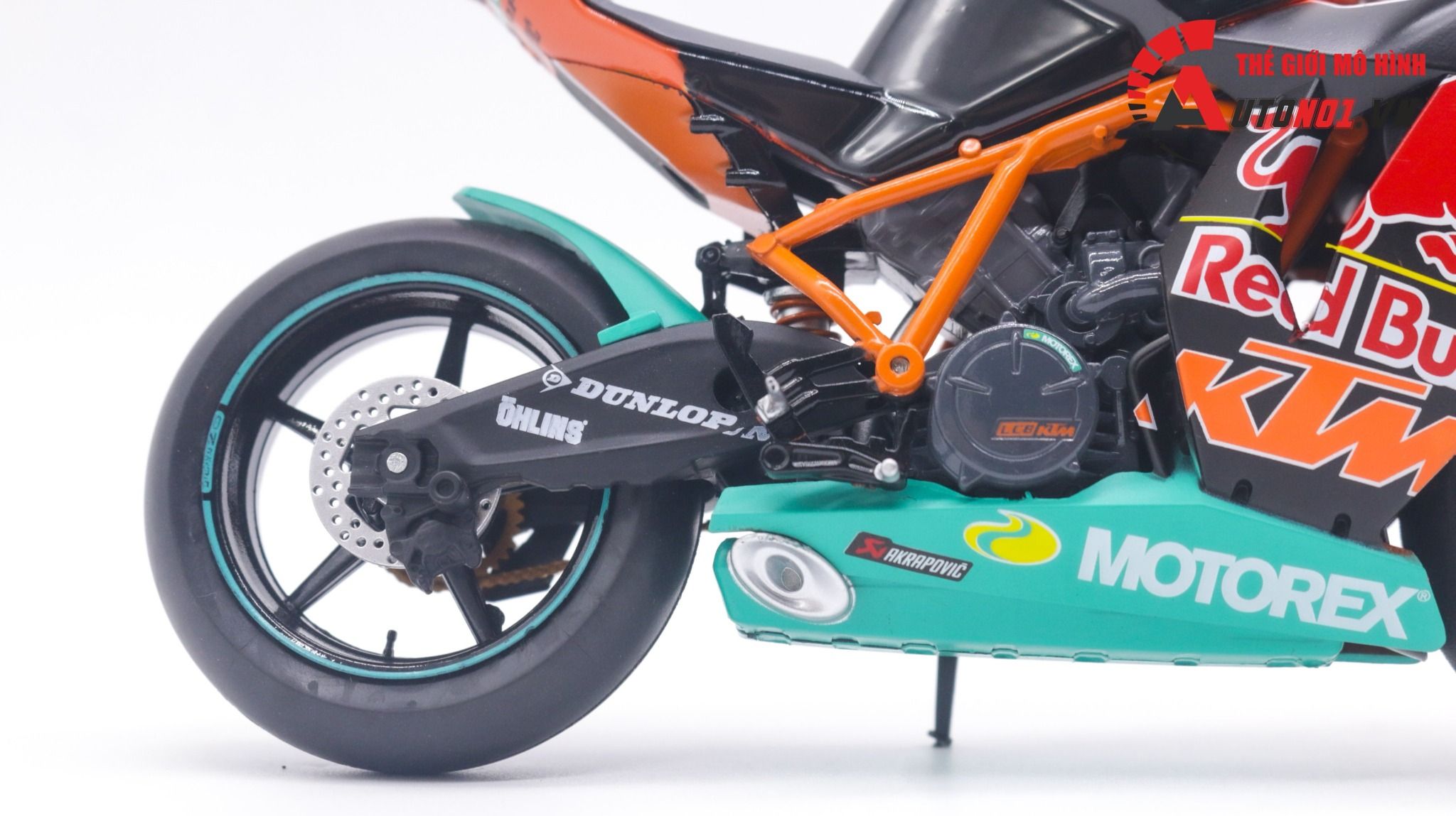 Mô hình xe KTM RC8R 1190 Redbull Martin Bauer 2011 Mô tô GP #45 1:12 A ...