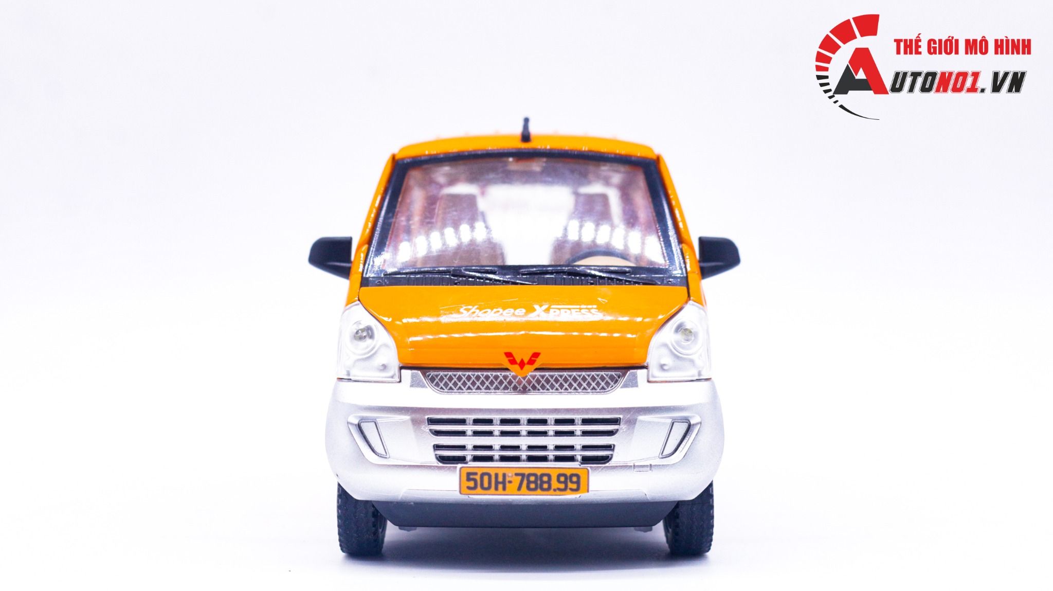 Mô hình xe ô tô dịch vụ vận chuyển độ tem Shopee Express full open có ...