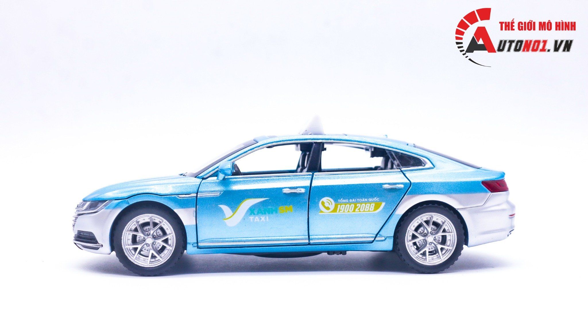 Mô hình xe ô tô dịch vụ taxi độ tem Vin xanh SM full open có âm thanh ...