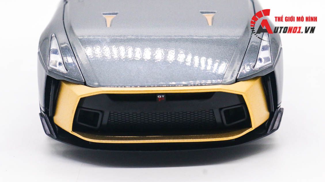 Mô hình xe Nissan GTR R35 final edition 2022 1:18 Weitug 8092 – Cửa ...