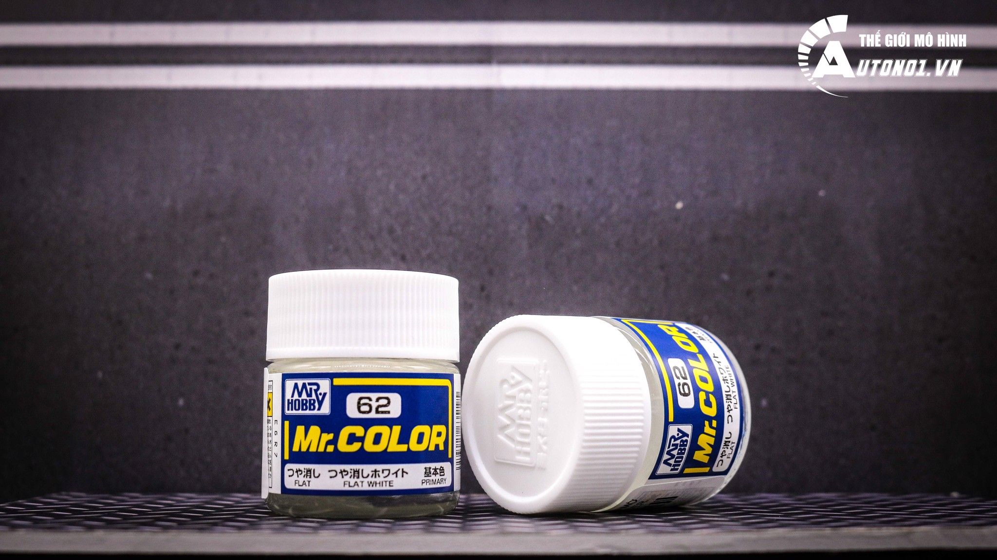 SƠN MÔ HÌNH TRẮNG MỜ (FLAT WHITE) LACQUER C62 10ML MR.HOPPY S055 – Cửa ...