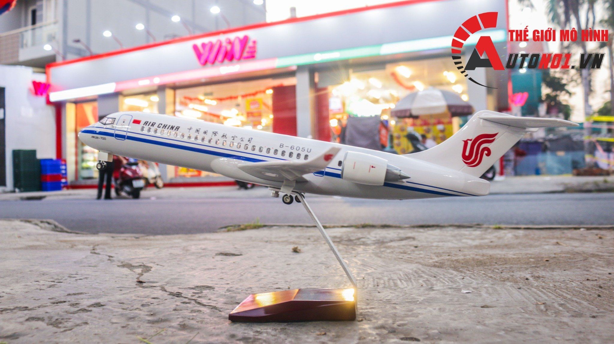 Mô hình máy bay Air China Comac ARJ21 47cm có đèn led tự động – Cửa ...