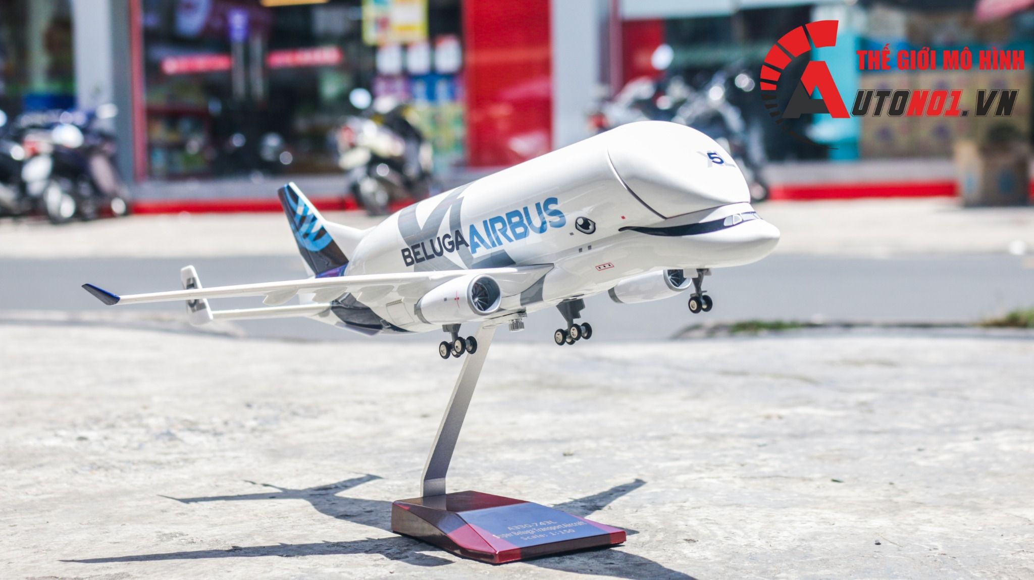 Mô hình máy bay vận tải Super Beluga Airbus A330 42cm 1:150 mở được kh ...